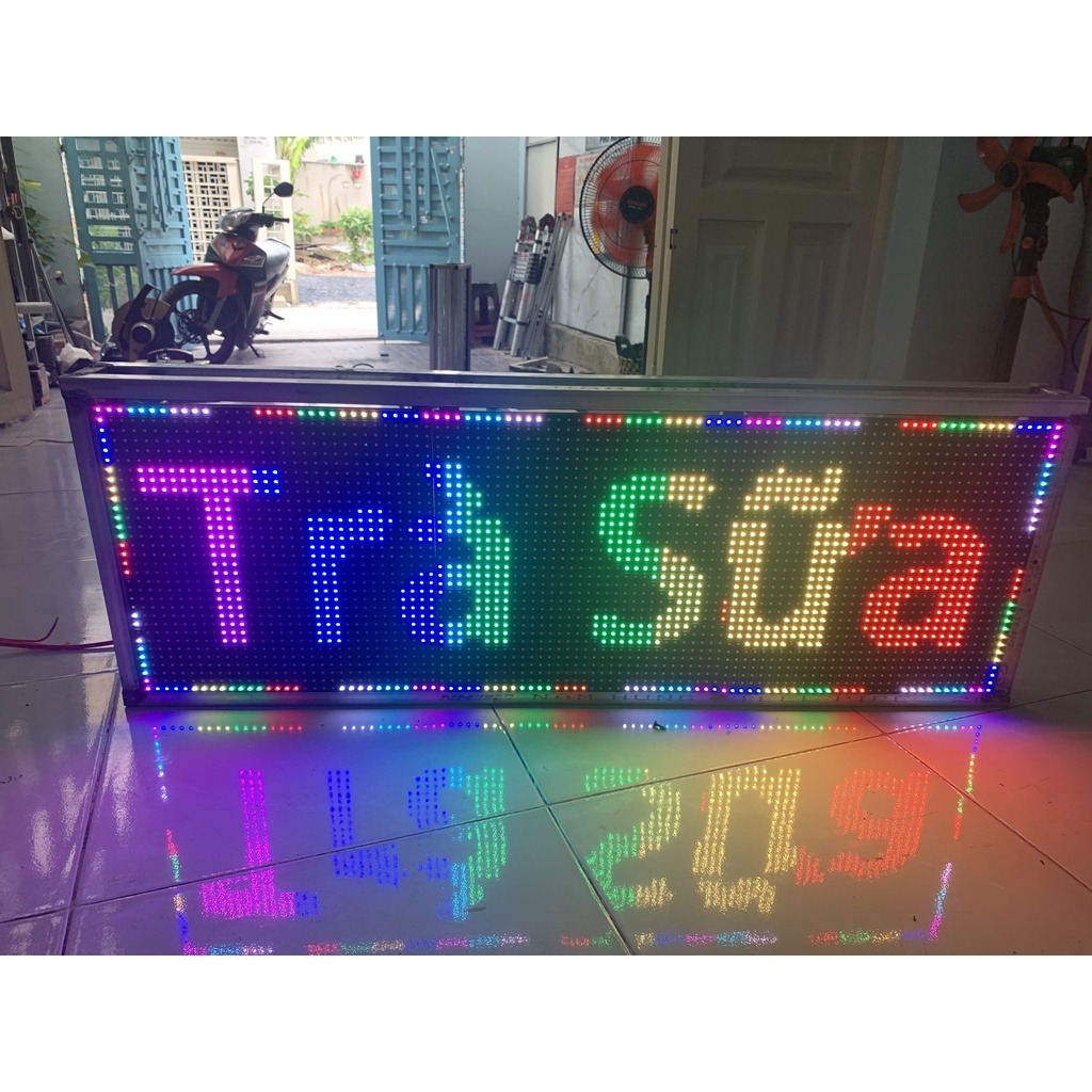 Làm Bảng Led Chạy Chữ Bền, Đẹp, Thu Hút Khách Tại TP HCM